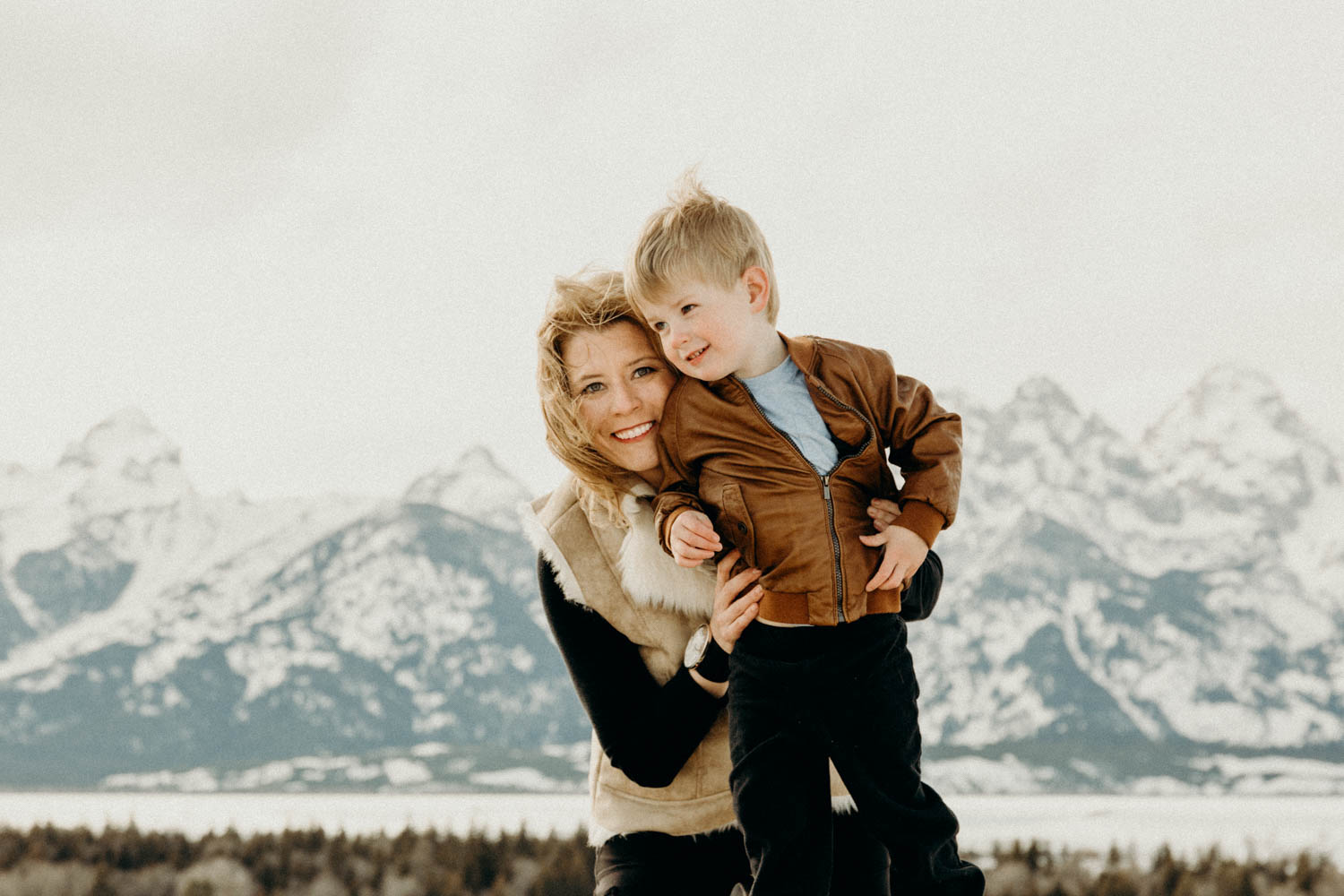 Jackson Hole Mommy & Me Session | Kelly & Graham - Erin Wheat Co.