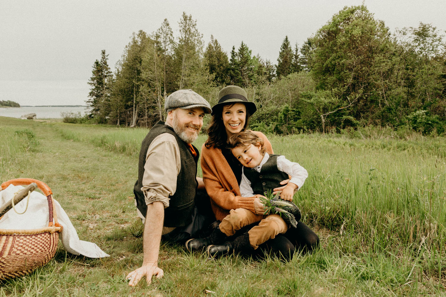Acadia National Park Family Photographer | Cairdeas Family - Erin Wheat Co.