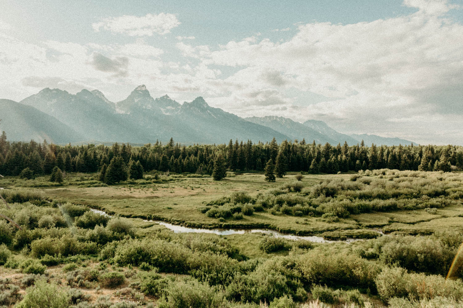 Windy Point Turnout Elopement | Ashley & Scott - Erin Wheat Co.