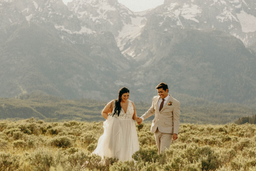 Mountain View Turnout Elopement | Breanna & Jacob - Erin Wheat Co.